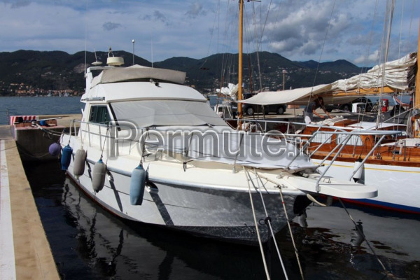 Mochi 40' Dominator Fly La Spezia Usato in Permuta, Barche a motore ...