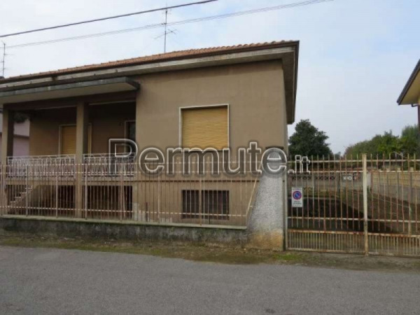 Villa 260 mq in Vendita a Nova Milanese Monza e della Brianza in ...