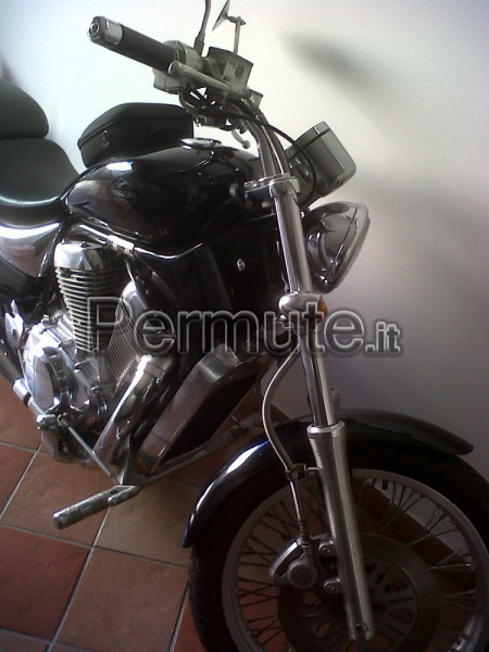 suzuki intruder 600 Lecce Usato in Permuta, Auto e Moto - Permute.it