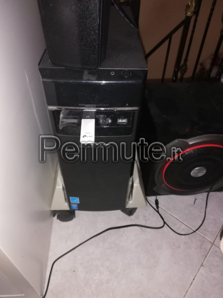 Computer fisso lenovo più desktop hp Napoli Usato in Permuta, Computer ...