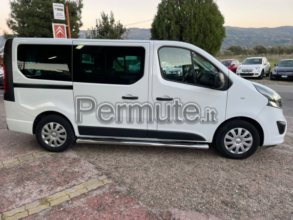 Opel Vivaro 9 posti Reggio Calabria Usato in Permuta, Auto Monovolume ...